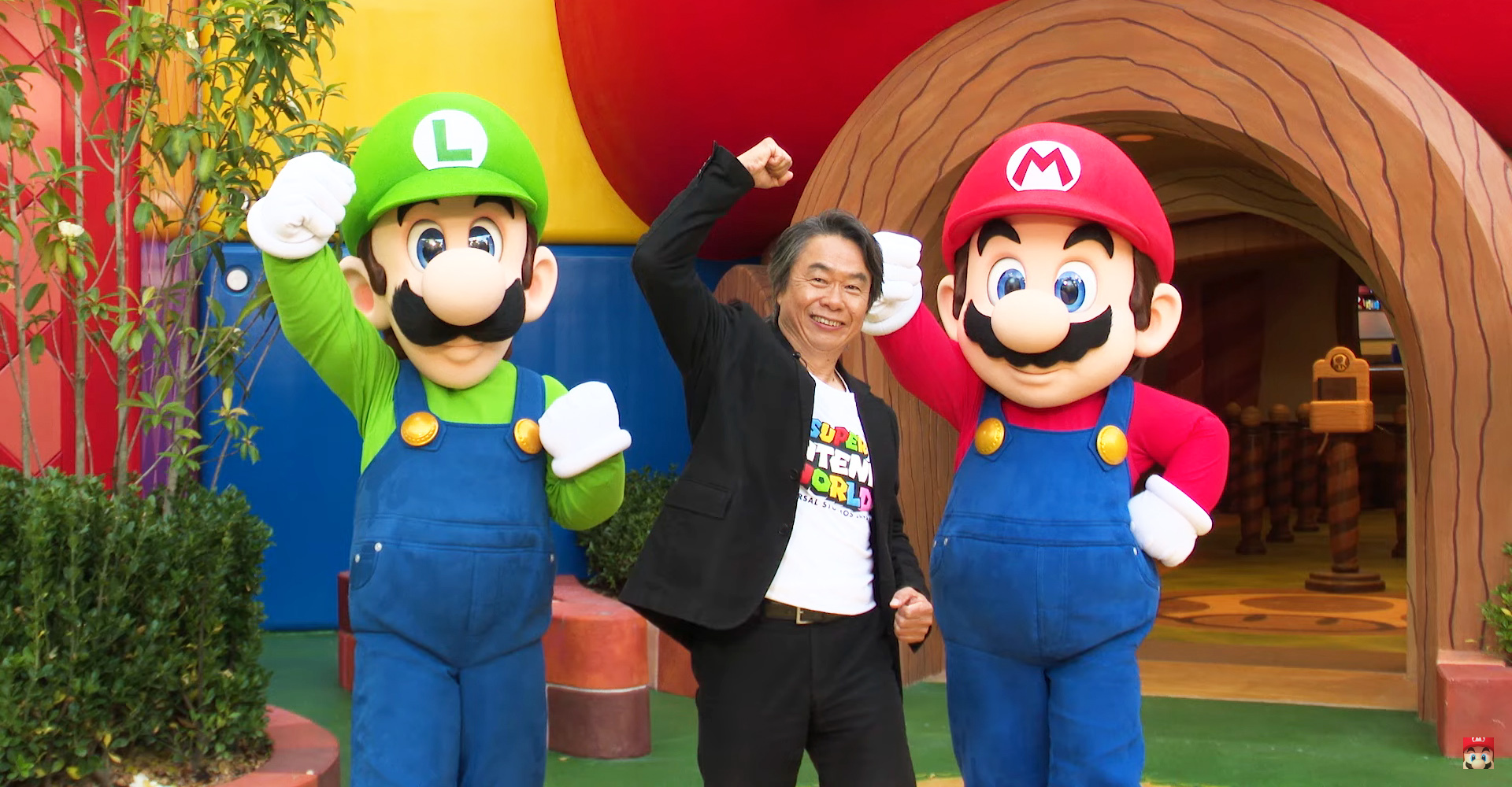 'Mario' creator Shigeru Miyamoto gives fans a tour of Super Nintendo ...