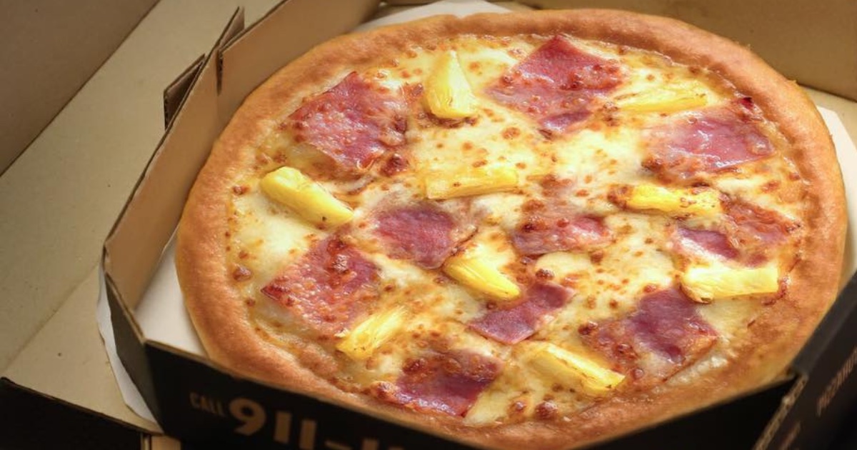 Pizza lovers, you can get an entire box of pizza for only P1—here's how ...