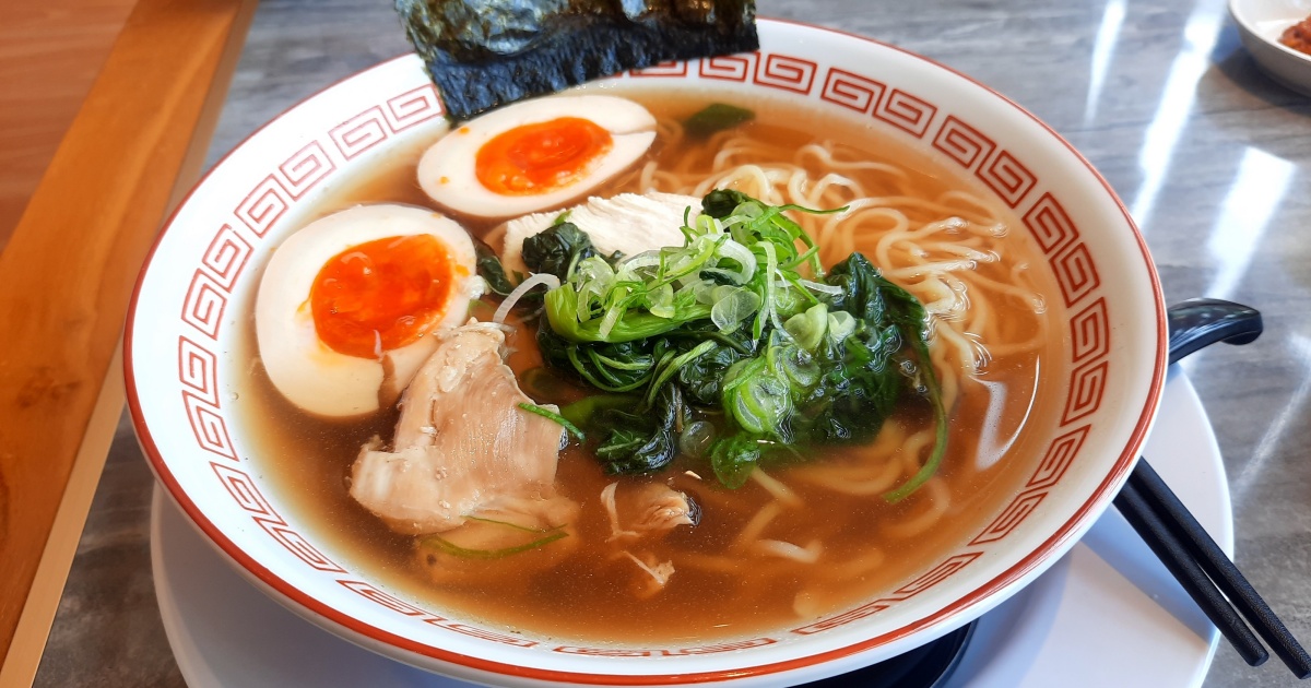Ramen shop owner places bounty on heads of customers who left one-star ...