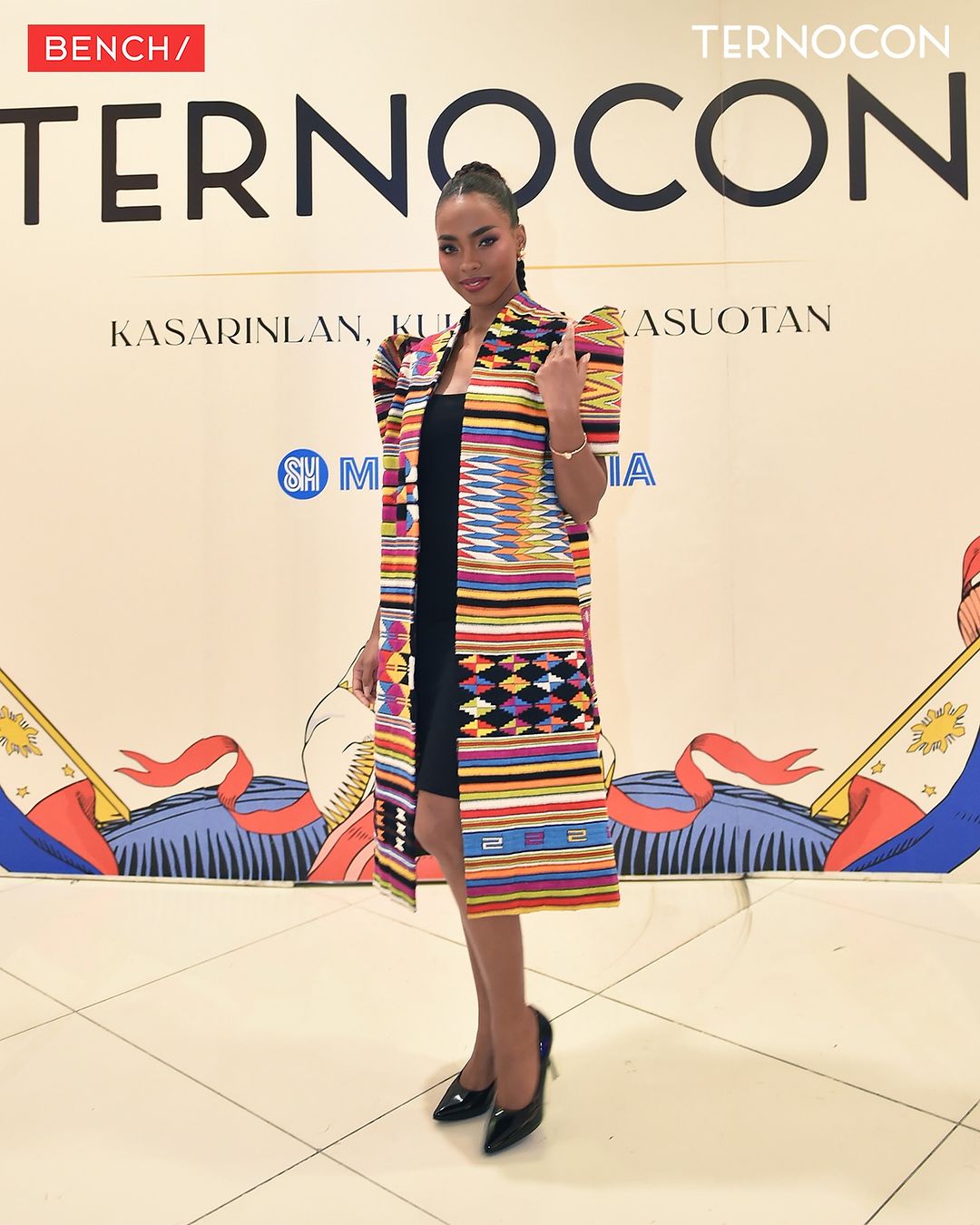 LOOK: Celebrities serve looks wearing modern Filipino garments during ...